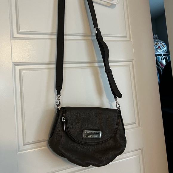 Marc Jacobs | Bags | Small Marc Jacobs Crossbody Leather Bag | Poshmark